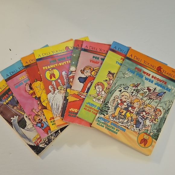 children's books | Other | Pee Wee Scouts Book Set 8 Books | Poshmark